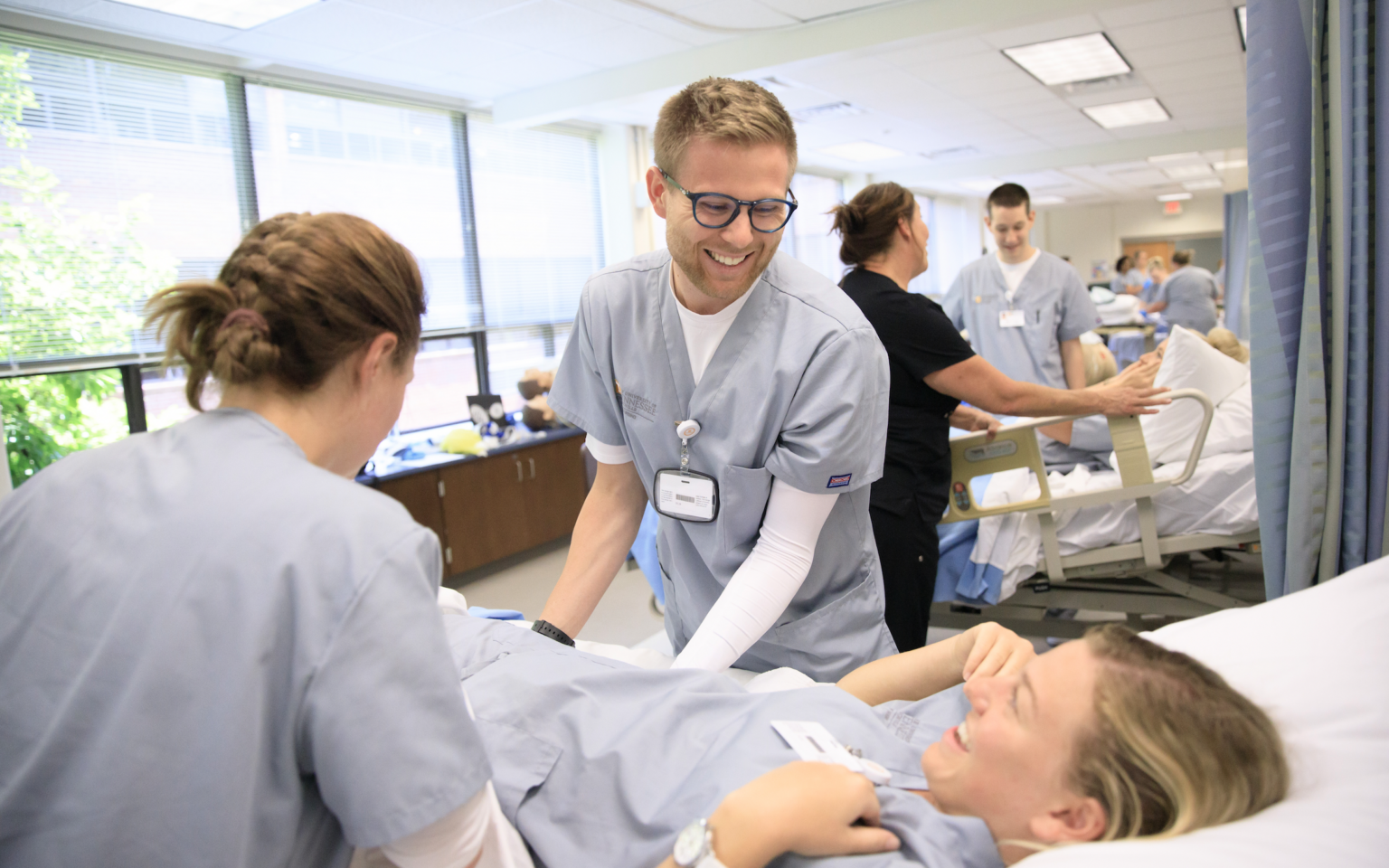 Accelerated Bachelor of Science in Nursing (ABSN) – College of Nursing